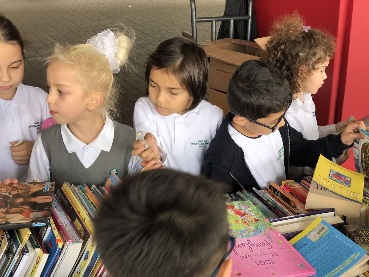 Book Sale - SABIS® SUN International School — Baku, Azerbaijan